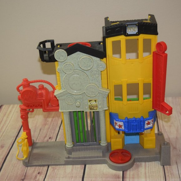 Fisher-Price | Toys | Imaginext Rescue City Fire Station Building ...